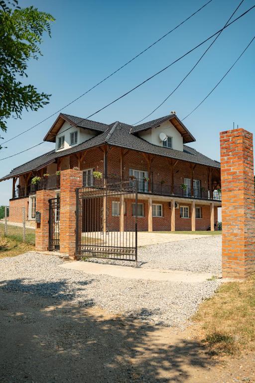 Vila Mitrović