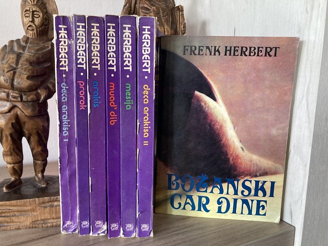 Frenk Herbert PEŠČANA PLANETA 1-6 + Božanski car Dine