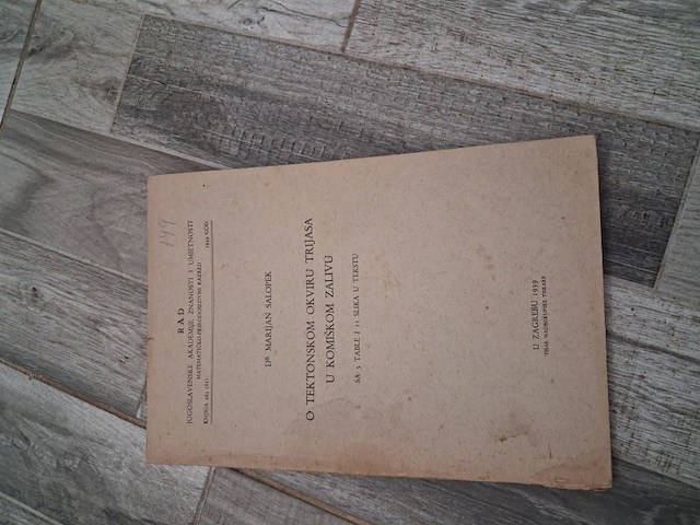 O tektonskom okviru trijasa u komiskom zalivu 1939 god