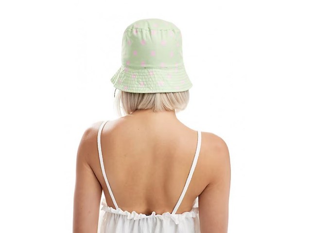 ASOS - Bucket kapa - zelena sa roze tufnama