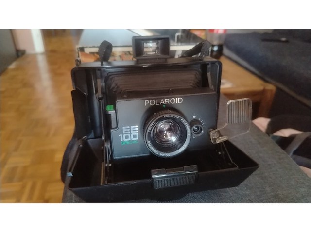 Polaroid EE100 Special