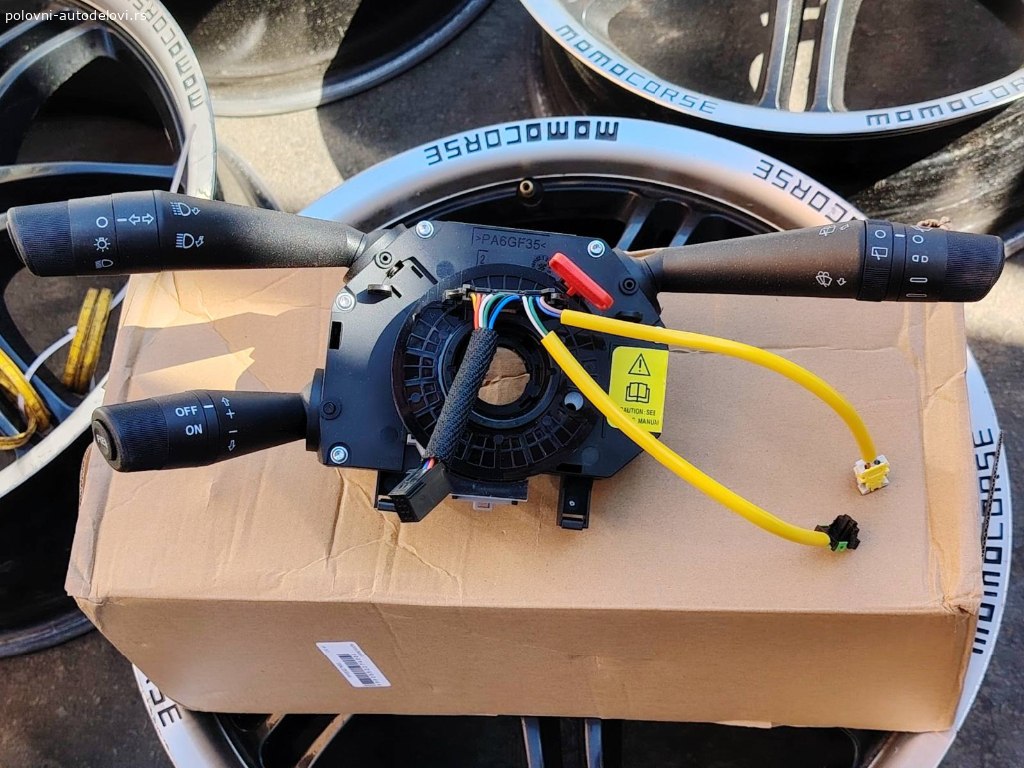 FIAT GRANDE PUNTO AMBLENDER SA TEMPOMATOM NOVO ORIGINALNI DE