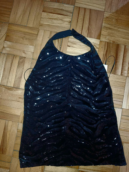 ZARA crna bluza sa golim ledjima i sljokicama NOVO