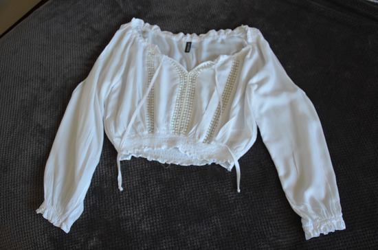 HM bela bluza