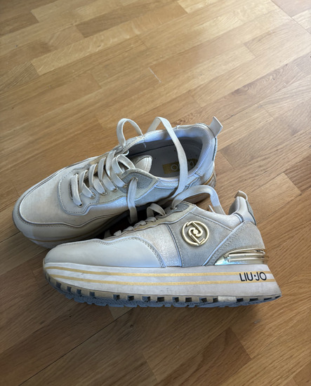 Liujo 38
