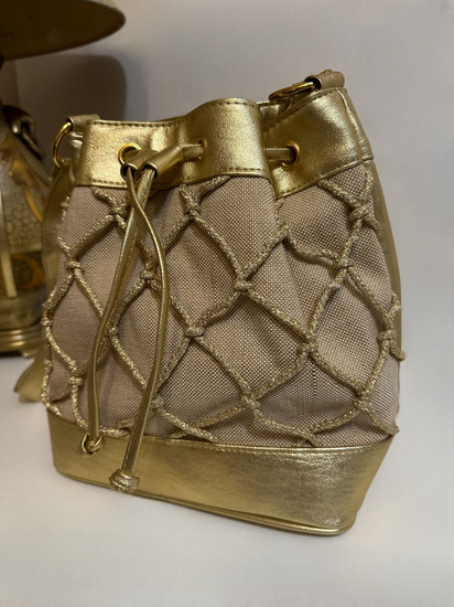 GIOVANNI&COUTURE zlatna bucket torba