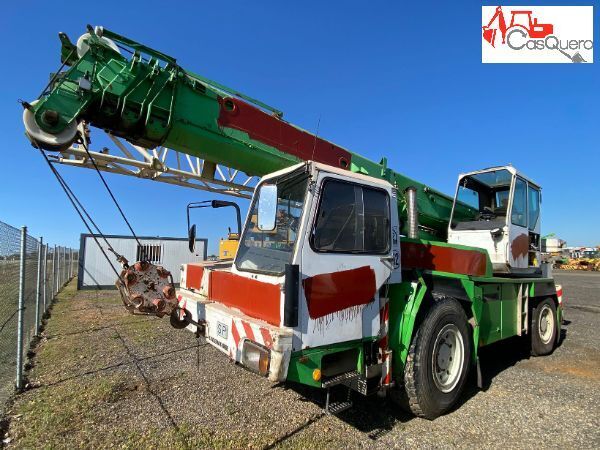 Liebherr UTM 526 dizalica za sve terene po rezervnim delovima