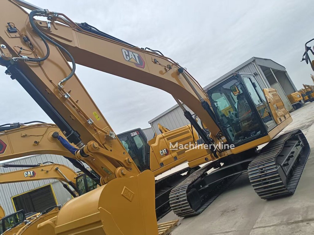 Novi Caterpillar 320 bager guseničar