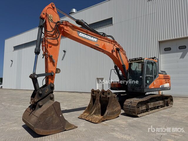 Prodaje se Doosan DX235NLC bager guseničar na aukciji