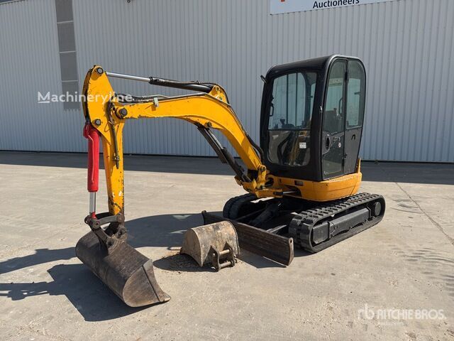 Prodaje se JCB 8025 mini bager na aukciji