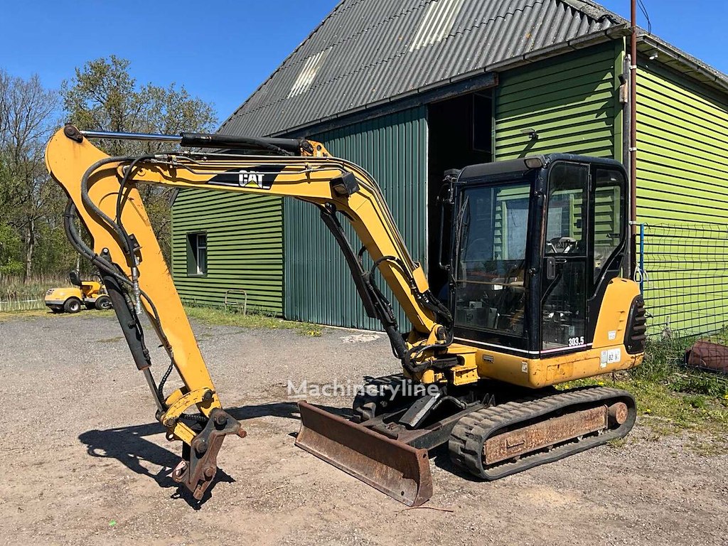 Prodaje se Caterpillar 303.5 mini bager na aukciji