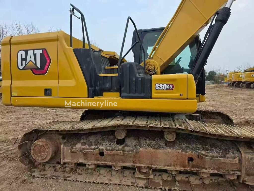 Caterpillar 330 bager guseničar