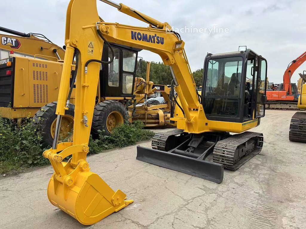Komatsu PC56 mini bager