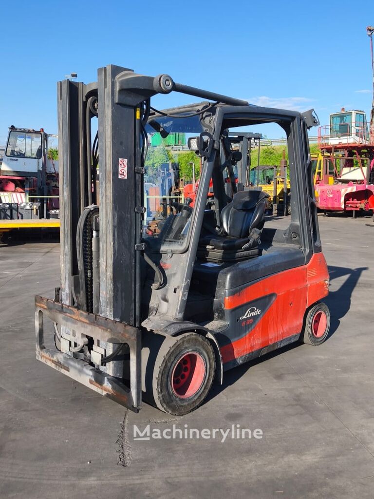 Linde E35L-01 električni viljuškar