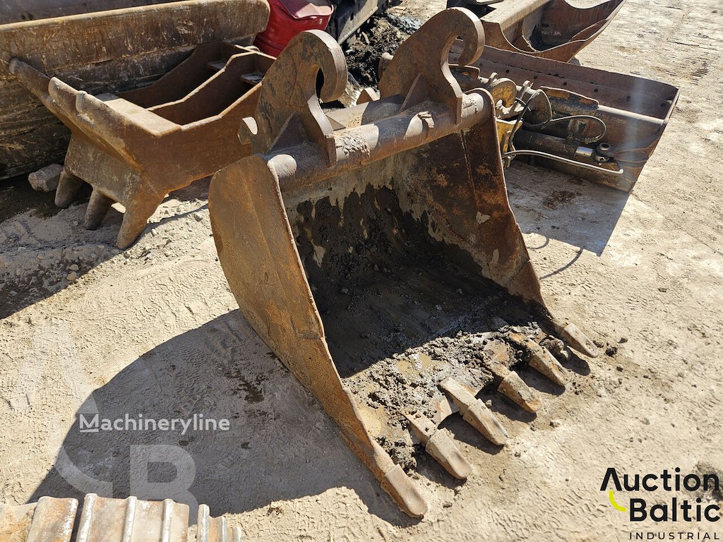 Prodaje se Digging bucket kašiku za bager na aukciji