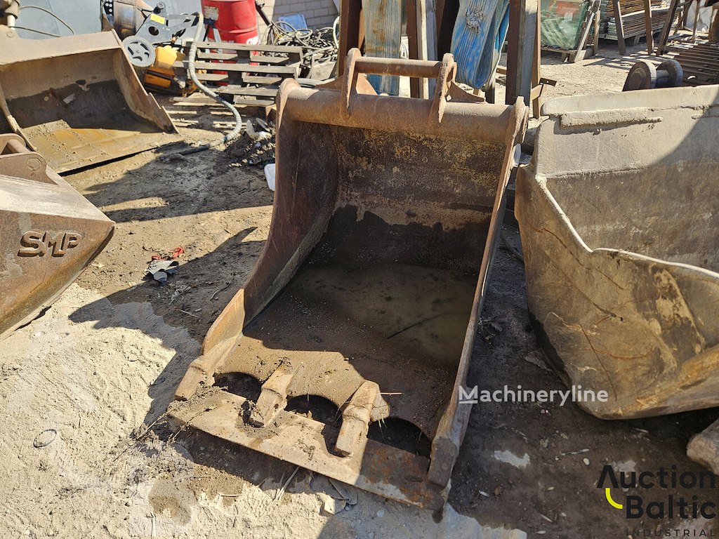 Prodaje se Digging bucket kašiku za bager na aukciji