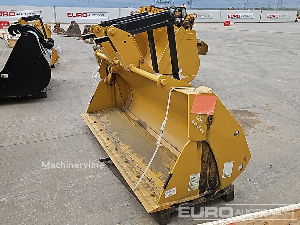 Prodaje se Caterpillar 2022 CAT 96" Hydraulic 4 In 1 Bucket to suit Backhoe Loader sejalnu kašiku na aukciji