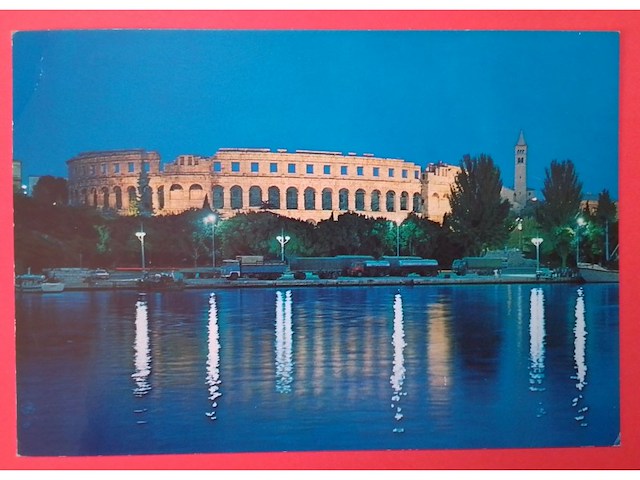 PULA - ARENA -RAZGLEDNICA (čista)