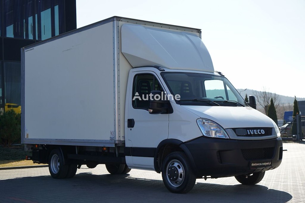 IVECO DAILY 35-130 kamion furgon < 3.5t