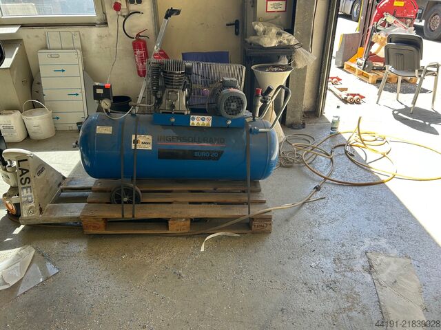 Kompresor Ingersoll Rand Euro 20
Ingersoll-Rand Euro 20