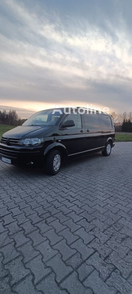 Volkswagen Transporter T5 kombi minibus
