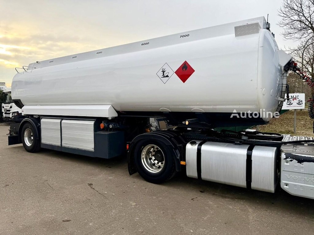 LAG 1-AXLE FUEL TANKER / CITERNE MAZOUT 25.000L - 5 COMPARTIMENTS / cisterna za goriva i maziva