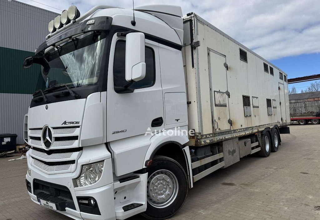 Mercedes-Benz Actros 2540 kamion za prevoz stoke