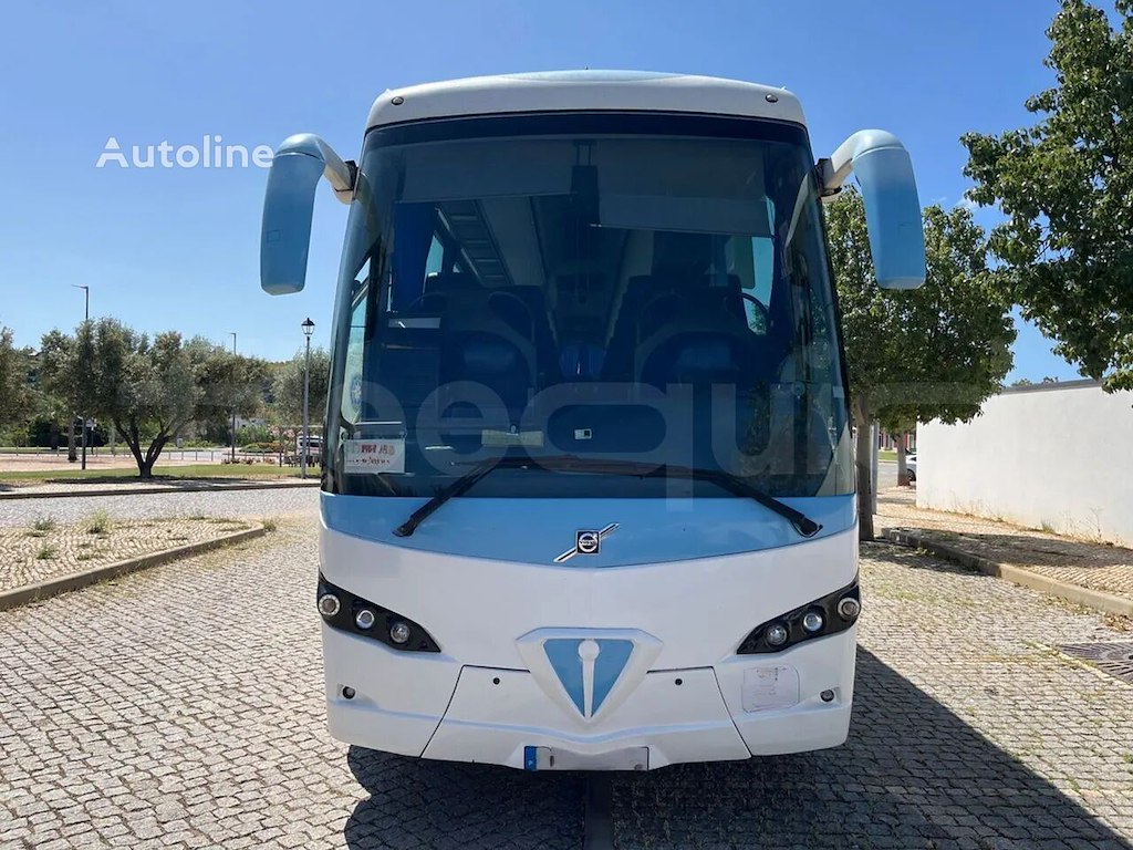 Volvo B12 turistički autobus