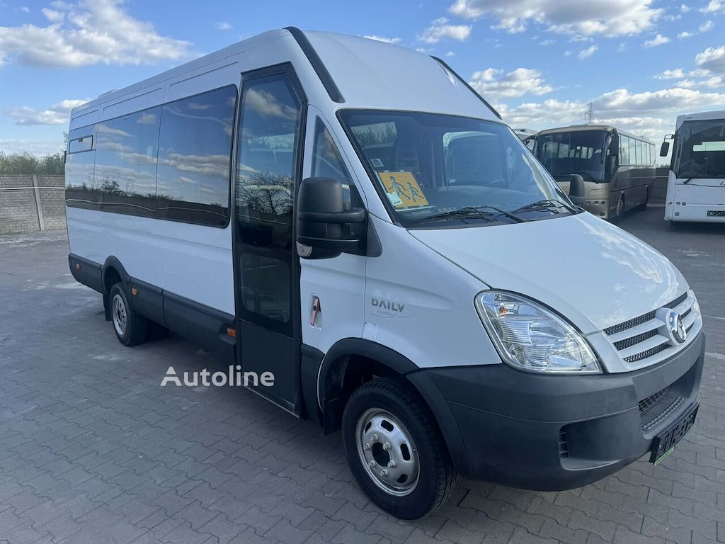 IVECO Daily 50C18 prigradski autobus