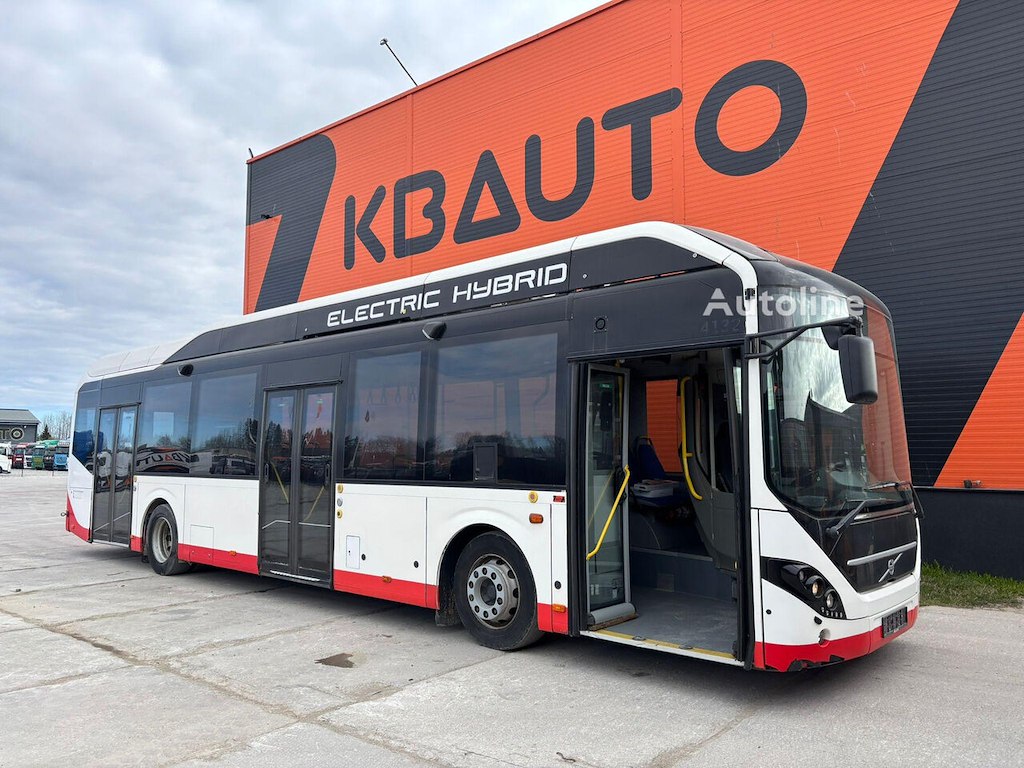 Volvo B5LH 8900 HYBRID 4x2 33 SEATS / AC / AUXILIARY HEATER gradski autobus