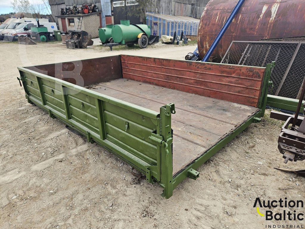Prodaje se Trailer superstructure karoseriju s ravnom platformom na aukciji
