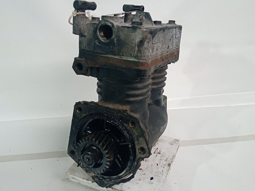 Knorr-Bremse LP4974 pneumatski kompresor za kamiona