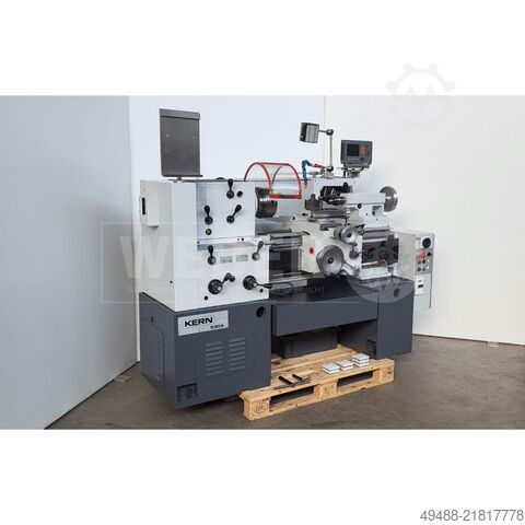 Univerzalni strug
KERN D 20 A