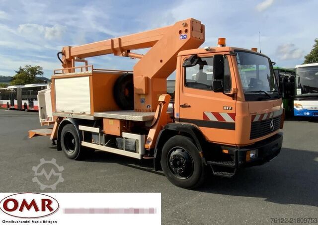 Radna platforma montirana na kamionu
Mercedes-Benz 1117