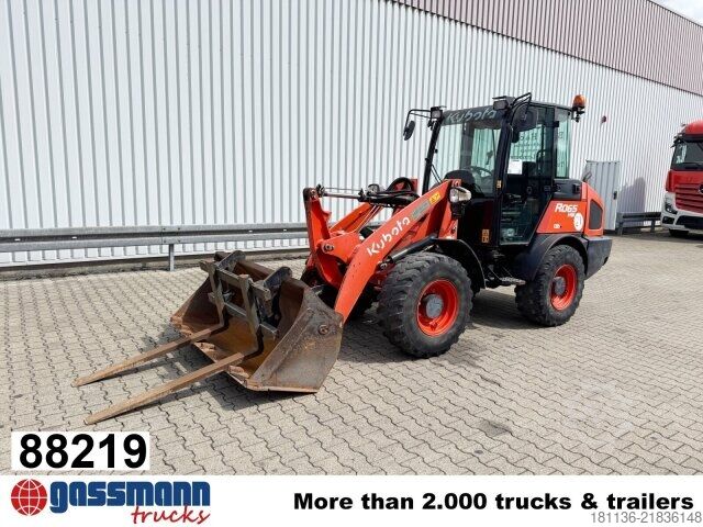 Ostalo
Kubota R065 4x4, Palettengabel, ca. 1.733 Betr.-Std.