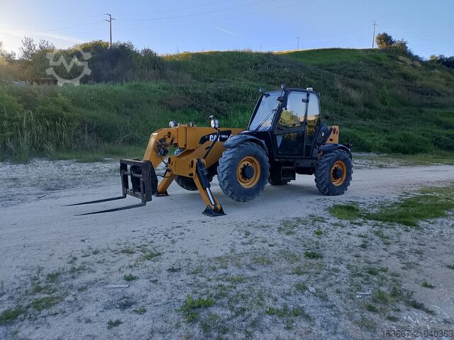 Teleskopski viljuškar - 5 t
CATERPILLAR TH514
