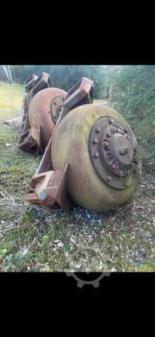 Mleveni valjak, valjkasti mlin sa posudom
Pfeiffer / Babcock Mahlwalze Walzenschüsselmühle Pfeiffer