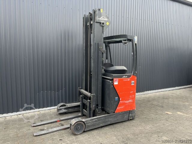 Reach truck
Linde R16-01