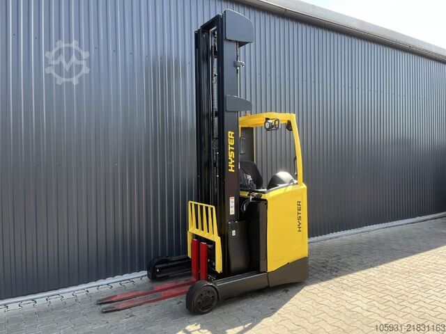 Reach truck
Hyster R1.4