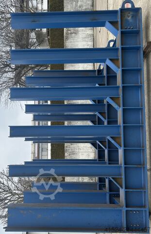 Konzolne police
4x Regal Maße: 6.125 x 2.400 x 3.000 mm 2x Regal Maße: 5.650 x 2.400 x 3.000 mm