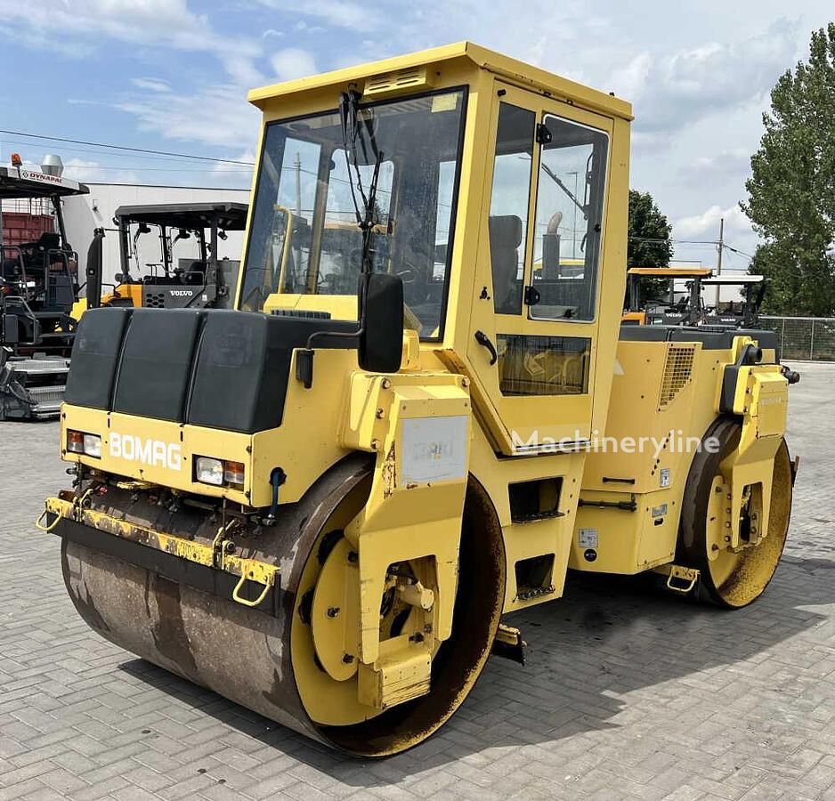 BOMAG BW 151 AD-2 valjak za asfalt