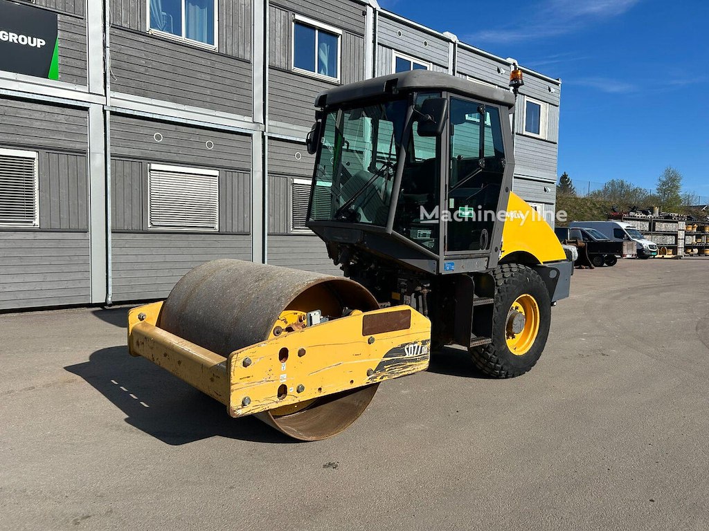 Volvo SD77 DX kompaktor s jednim valjkom