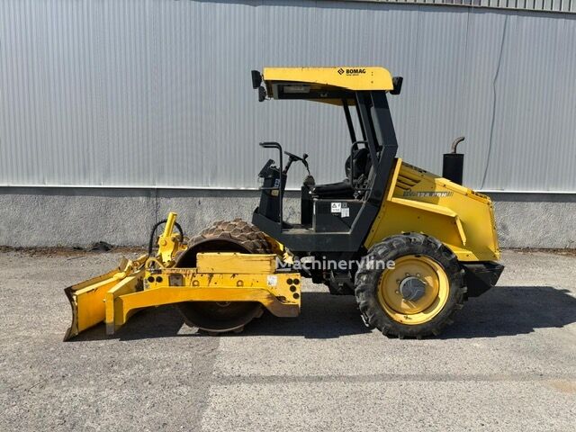 BOMAG BW124-40 PDH kompaktor s jednim valjkom