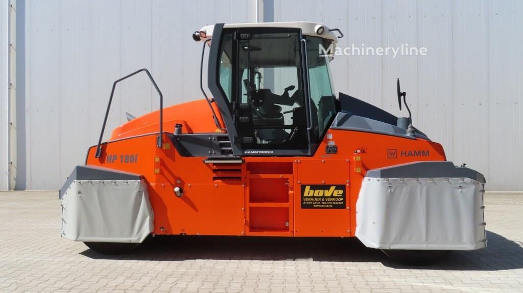 Hamm HP180i pneumatski valjak