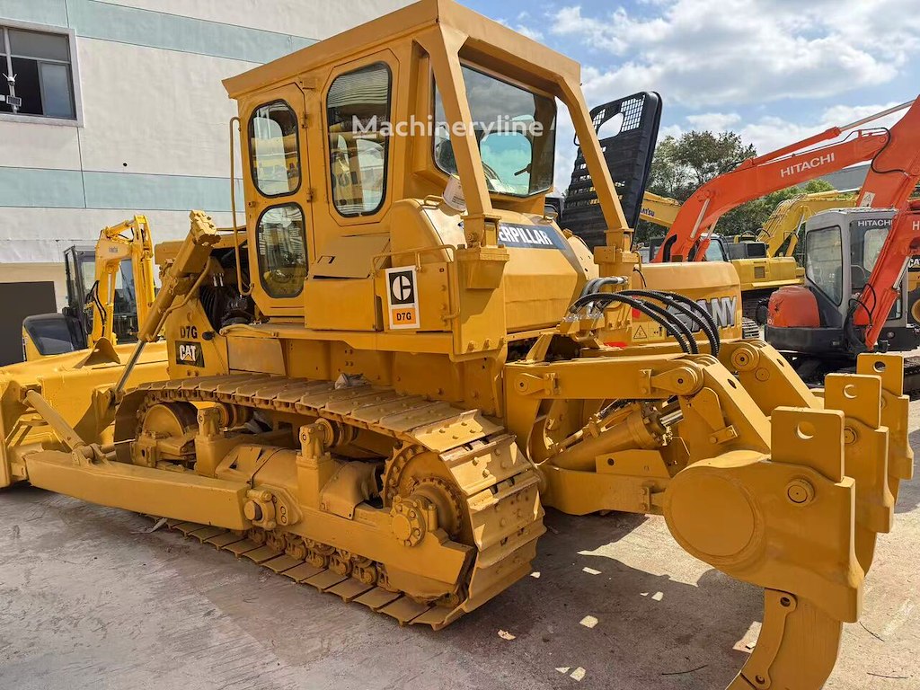 Caterpillar D7G buldožer