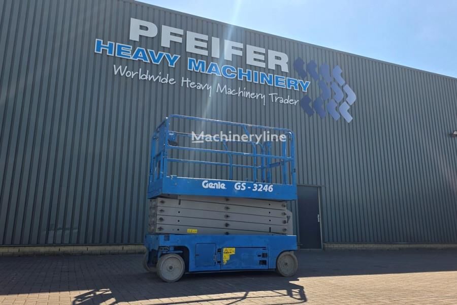 Genie GS3246 Electric, Working Height 11.75 m, 318kg Cap makazasta platforma