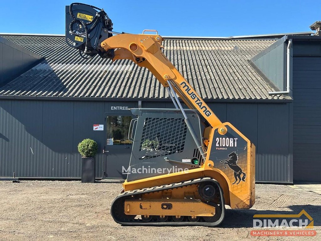 Mustang 2100RT joystick control - bocat concrete mixer - high flow - 908 mini utovarivač guseničar