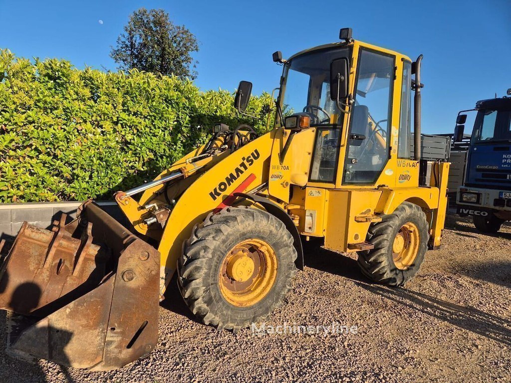 Komatsu WB70A prednji utovarivač