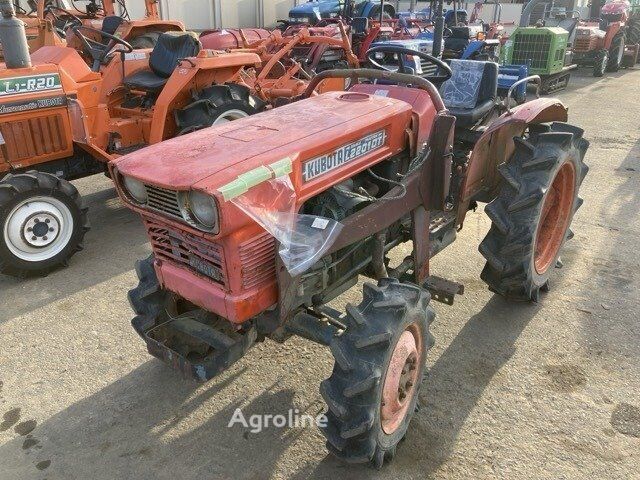 Kubota TRACTOR(Kubota) mototraktor