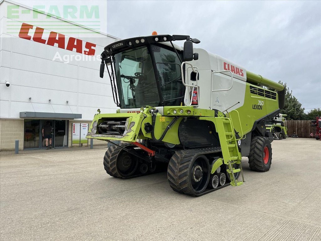 Claas USED 2016 LEXION 760TT C/W V1050 VARIO CUTTERBAR kombajn za žito